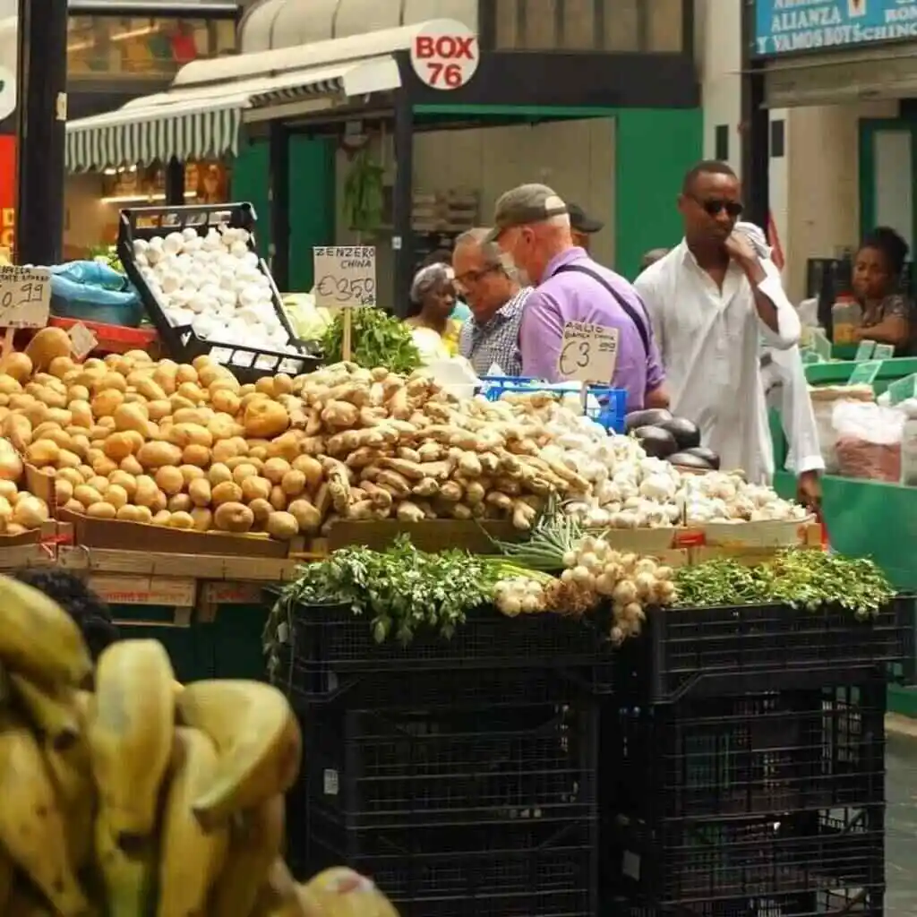 A Guide to Food Markets in Rome, Italy: Where To Go and What To Buy ...